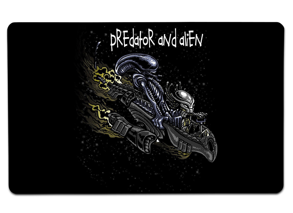 Predator And Alien Large Mouse Pad - Large Mouse Pad | Nurd Tyme ...